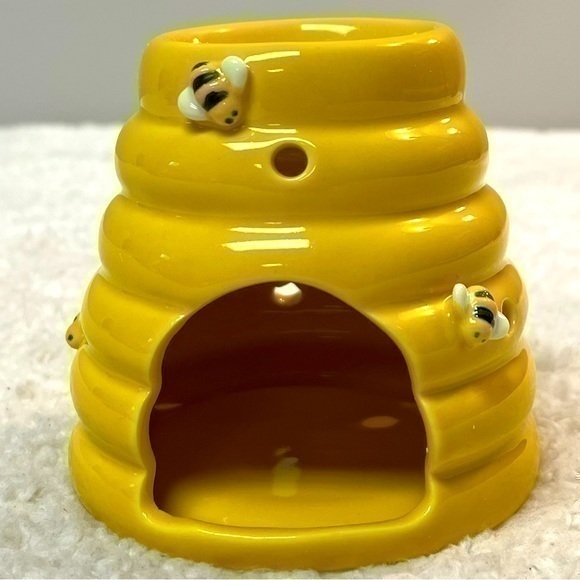 Boston International | Accents | Boston Intl Wax Melt Beehive Warmer ...